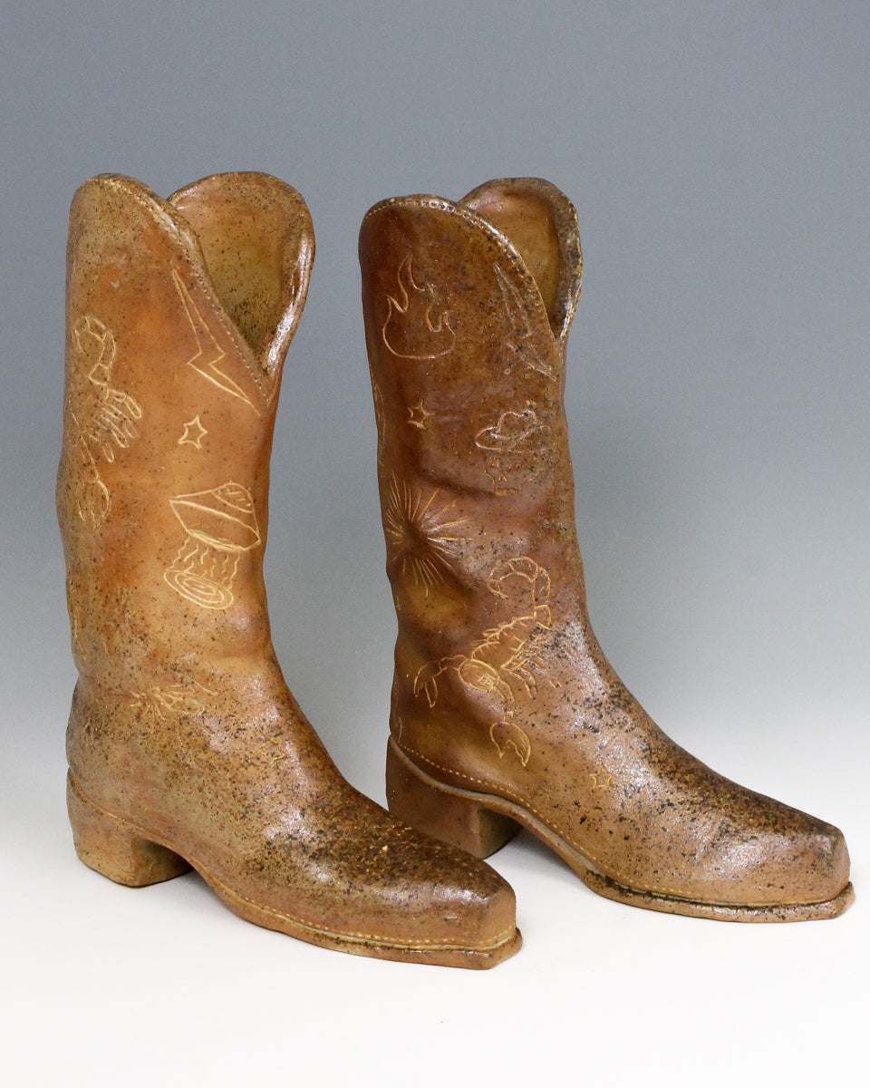 THE DANGERS OF THE DESERT – AlliLeftStudios